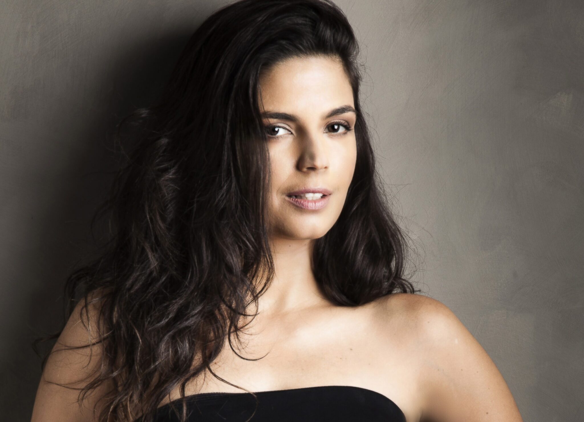 Biografia de Emanuelle Araújo – Biografia Resumida