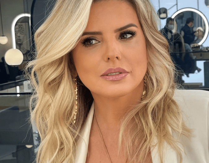 Biografia de Mari Alexandre – Biografia Resumida